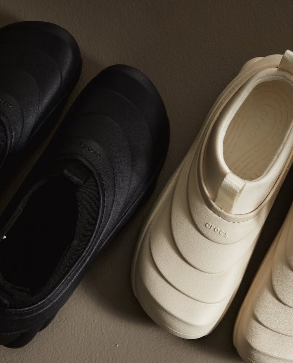 Crocs 又出新鞋型！冬天也不冻脚！ 球鞋资讯 FLIGHTCLUB中文站|SNEAKER球鞋资讯第一站