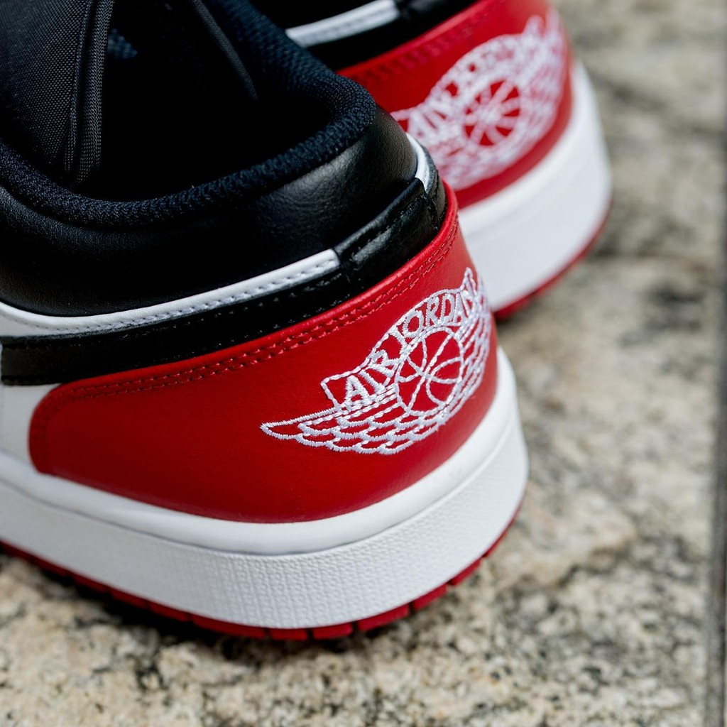 又一黑脚趾 AJ1 Low 登场！最新实物美图！ 球鞋资讯 FLIGHTCLUB中文站|SNEAKER球鞋资讯第一站