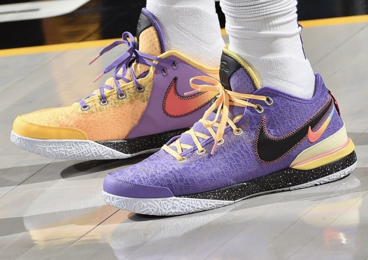 勒布朗「全新支线」明年登场！没想到是这个鞋型！ 球鞋资讯 FLIGHTCLUB中文站|SNEAKER球鞋资讯第一站
