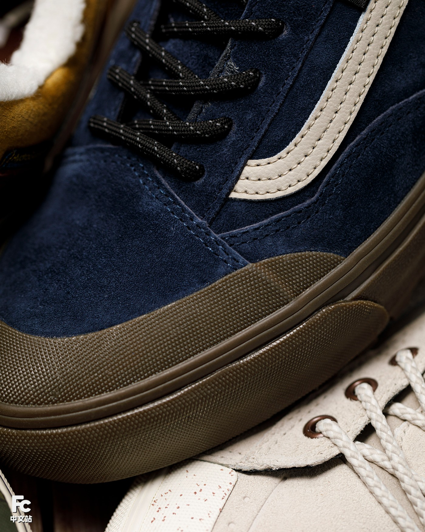 超户外的科技与狠活！Vans 新鞋来的太及时！ 球鞋资讯 FLIGHTCLUB中文站|SNEAKER球鞋资讯第一站