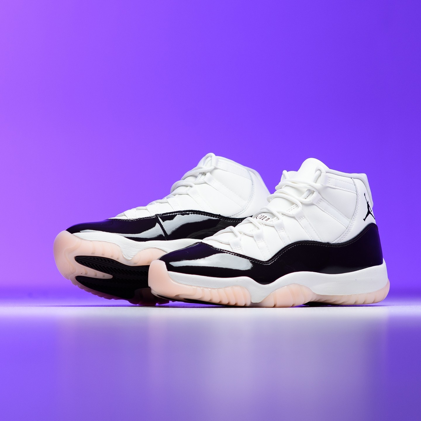 「樱花」AJ11 最新美图！越看越上头！ 球鞋资讯 FLIGHTCLUB中文站|SNEAKER球鞋资讯第一站