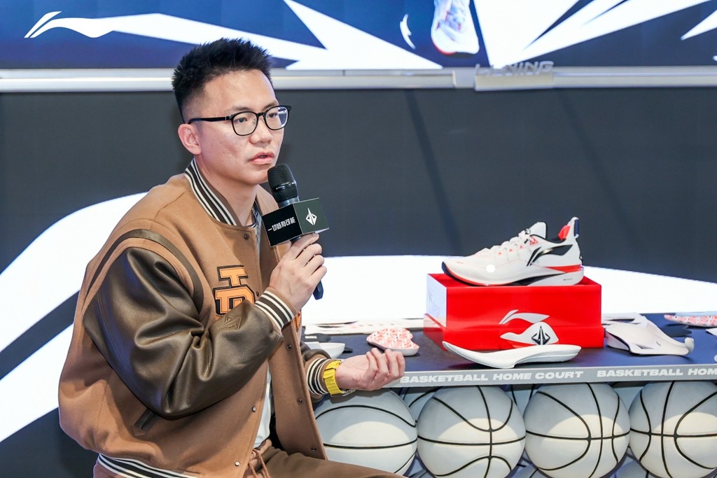 提前泄露！新配色 JB2 集中亮相！抢先开箱来了！ 球鞋资讯 FLIGHTCLUB中文站|SNEAKER球鞋资讯第一站