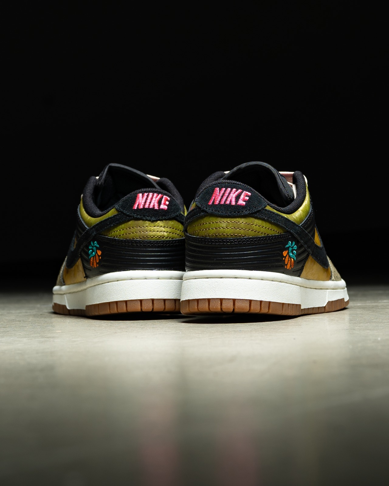 「亡灵节」Dunk 最新美图！现在这个价了！ 球鞋资讯 FLIGHTCLUB中文站|SNEAKER球鞋资讯第一站