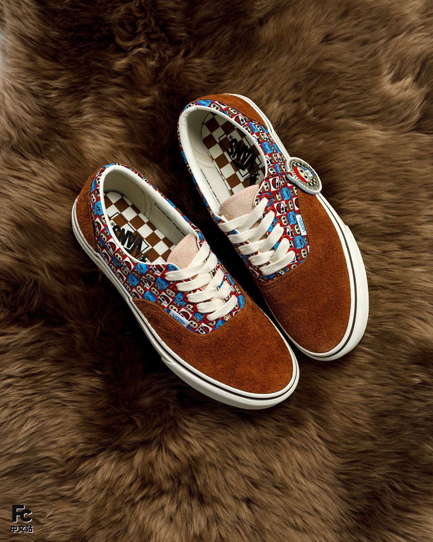 抢先开箱！又一个「顶流联名」明早登场！还有限量公仔！ 球鞋资讯 FLIGHTCLUB中文站|SNEAKER球鞋资讯第一站