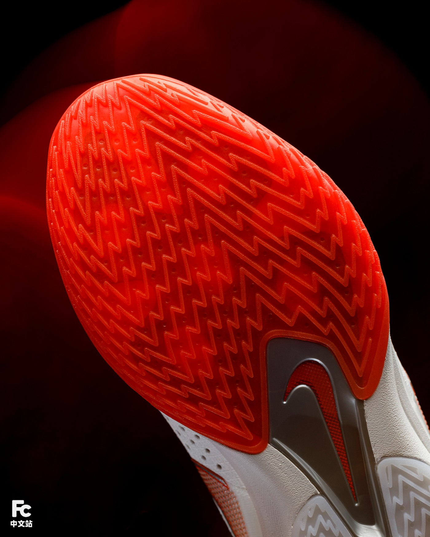 还没发售就「全网真香」！G.T. Cut 3 凭什么啊！开箱果然有惊喜！ 球鞋资讯 FLIGHTCLUB中文站|SNEAKER球鞋资讯第一站