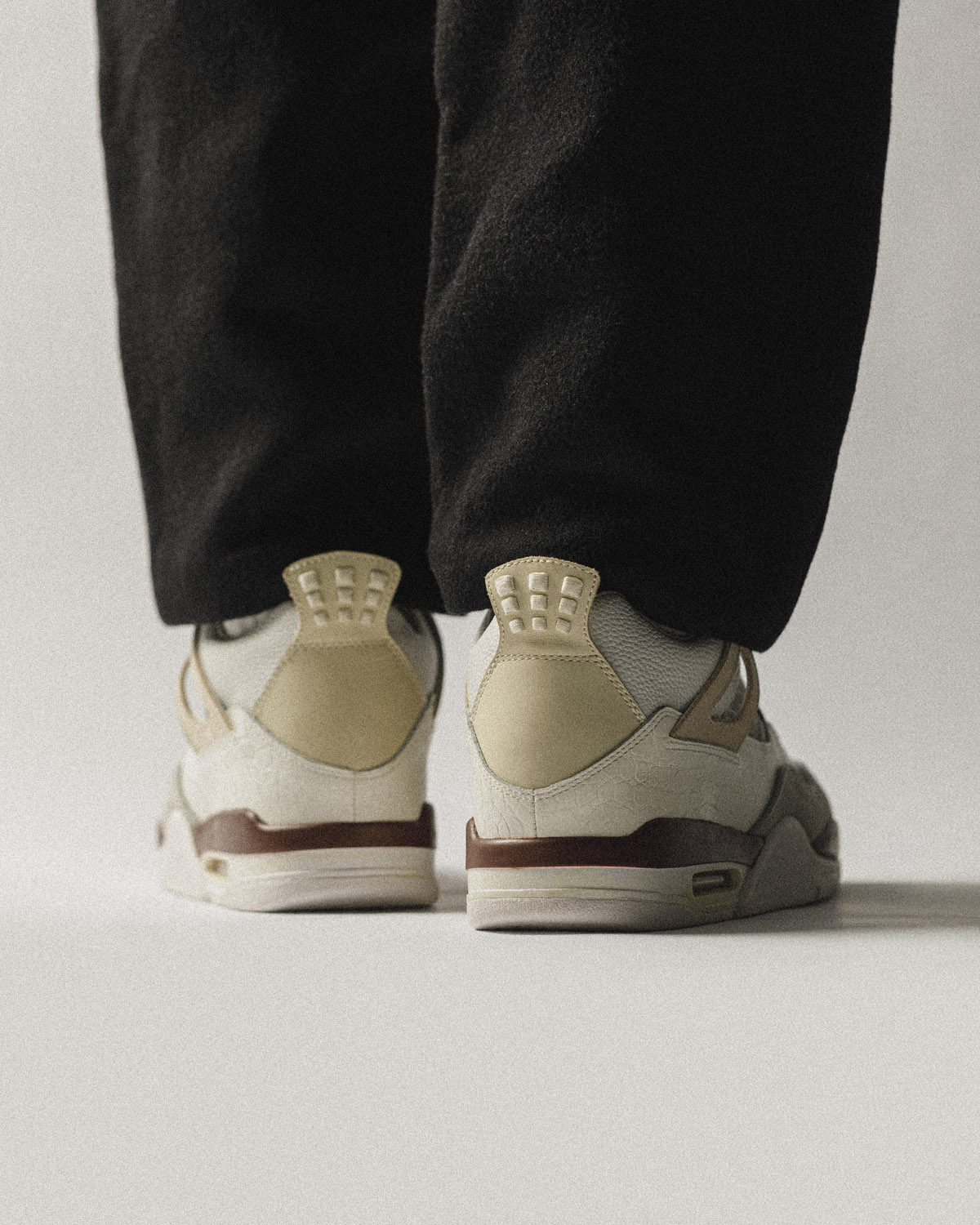 没想到！梦寐以求的那双「奢华顶配」AJ4！终于做出来了！ 球鞋资讯 FLIGHTCLUB中文站|SNEAKER球鞋资讯第一站