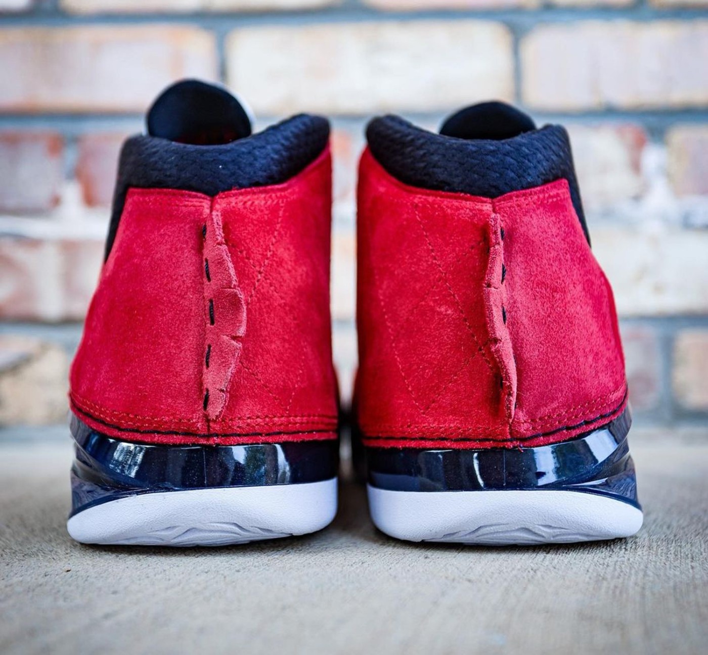 规格真的高！这双「专属 AJ23」来头不小！ 球鞋资讯 FLIGHTCLUB中文站|SNEAKER球鞋资讯第一站