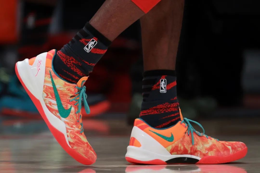 Kobe 8 复刻大年来了！平均每月一双！哪些是你的必入款？ 球鞋资讯 FLIGHTCLUB中文站|SNEAKER球鞋资讯第一站