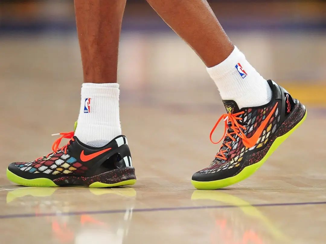 Kobe 8 复刻大年来了！平均每月一双！哪些是你的必入款？ 球鞋资讯 FLIGHTCLUB中文站|SNEAKER球鞋资讯第一站