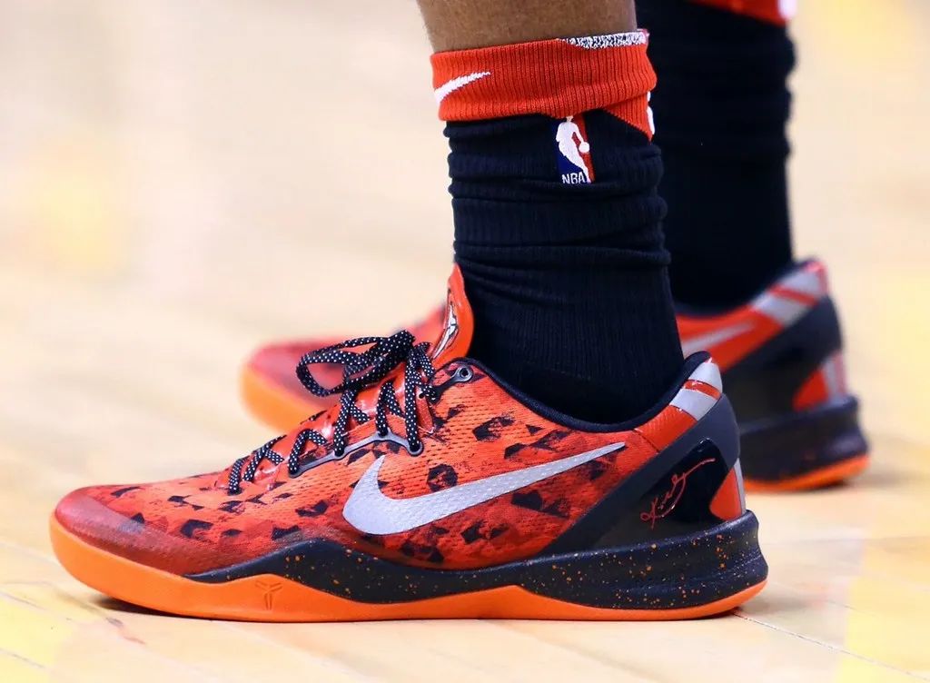 Kobe 8 复刻大年来了！平均每月一双！哪些是你的必入款？ 球鞋资讯 FLIGHTCLUB中文站|SNEAKER球鞋资讯第一站