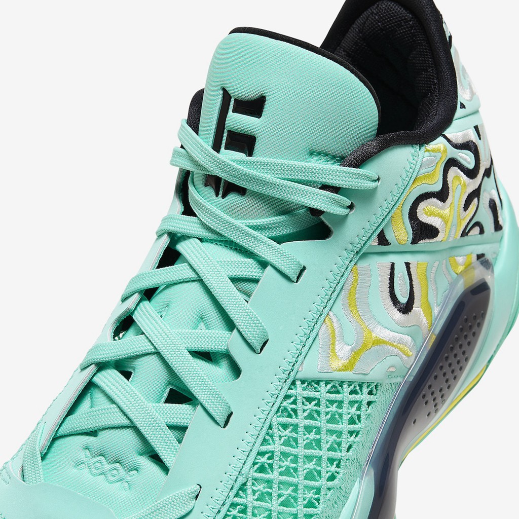 郭艾伦 AJ38 Low 曝光！这设计真没见过！ 球鞋资讯 FLIGHTCLUB中文站|SNEAKER球鞋资讯第一站