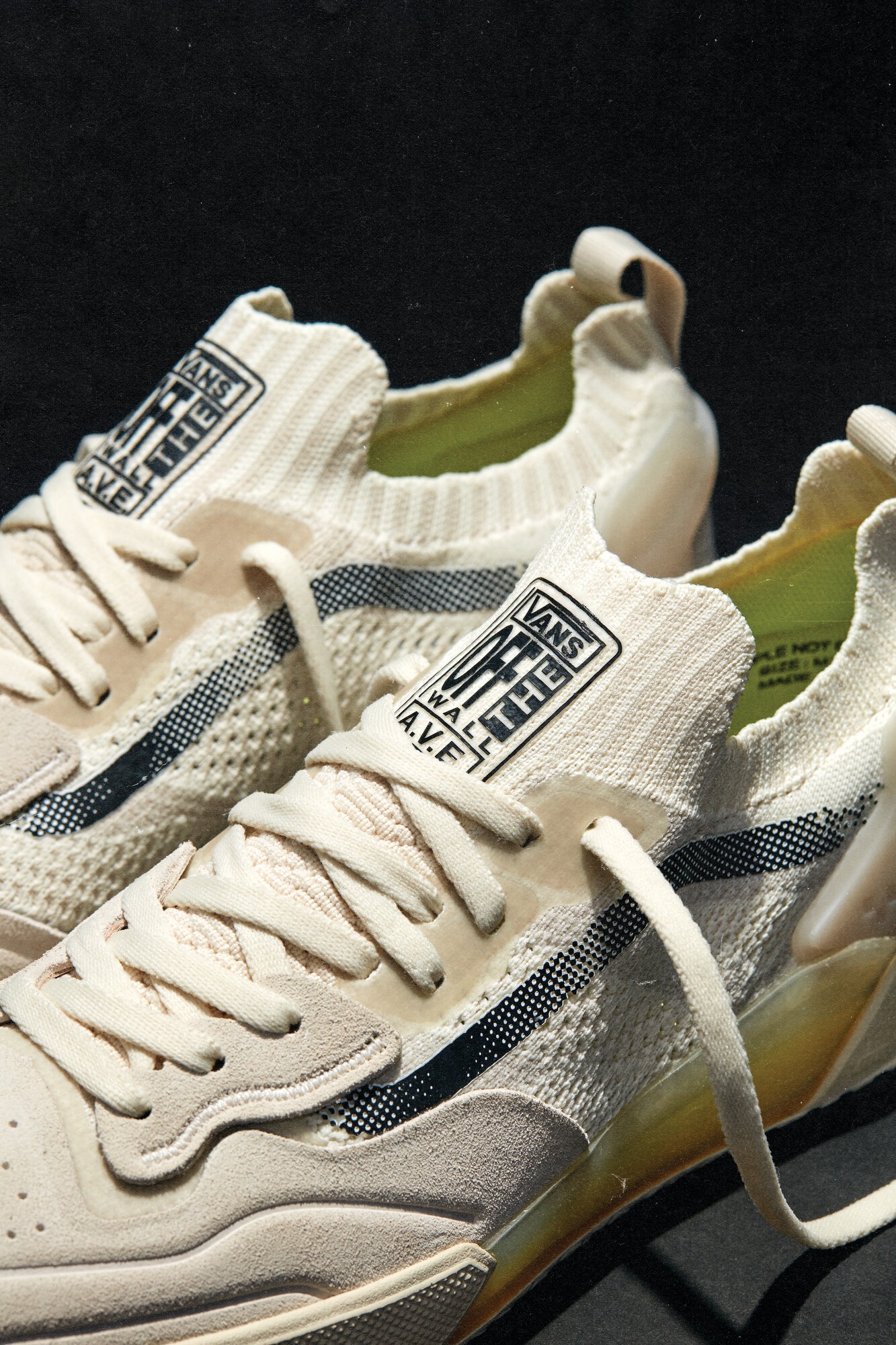 堆料到极致的 Vans 见过吗？全新 AVE 2.0 明天登场！ 球鞋资讯 FLIGHTCLUB中文站|SNEAKER球鞋资讯第一站