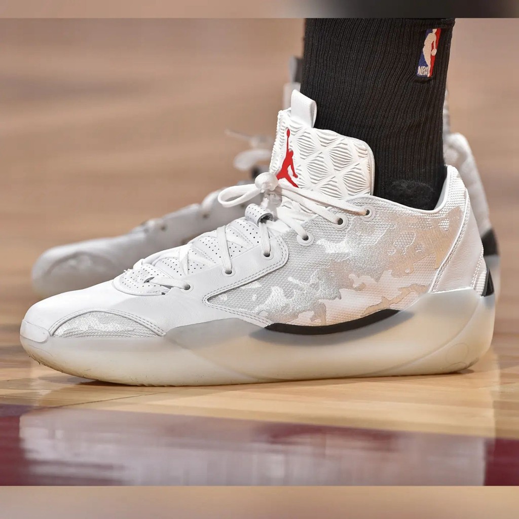 NBA 上脚合集！除 AJ39 外，还有超多 “新战靴”！ 球鞋资讯 FLIGHTCLUB中文站|SNEAKER球鞋资讯第一站