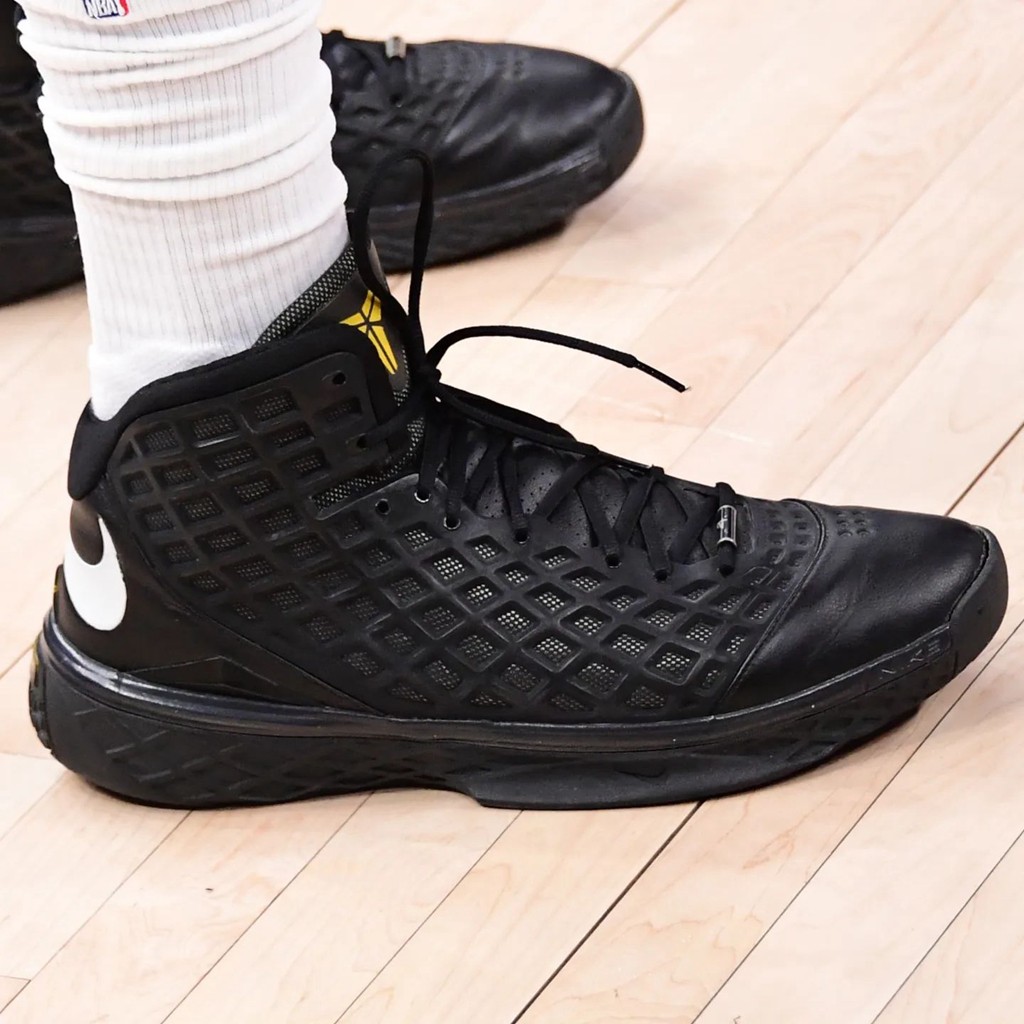 明年 Kobe 3 新品曝光！这些「元年配色」才是出必入！ 球鞋资讯 FLIGHTCLUB中文站|SNEAKER球鞋资讯第一站