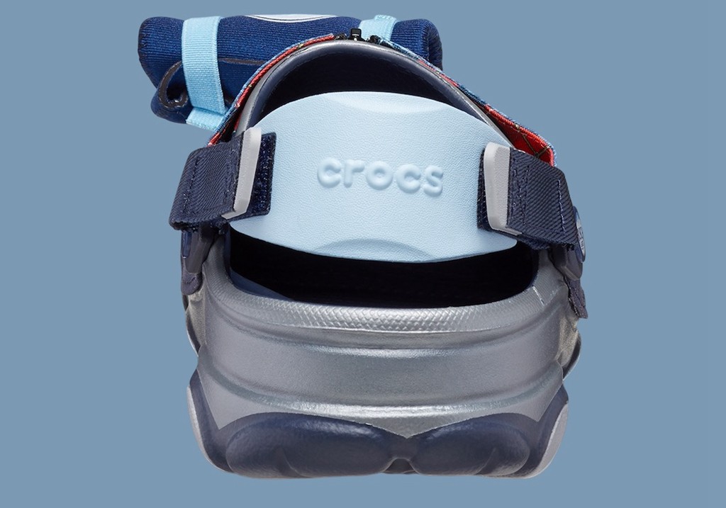 Crocs 又一个新联名登场！看着就超夏天！ 球鞋资讯 FLIGHTCLUB中文站|SNEAKER球鞋资讯第一站