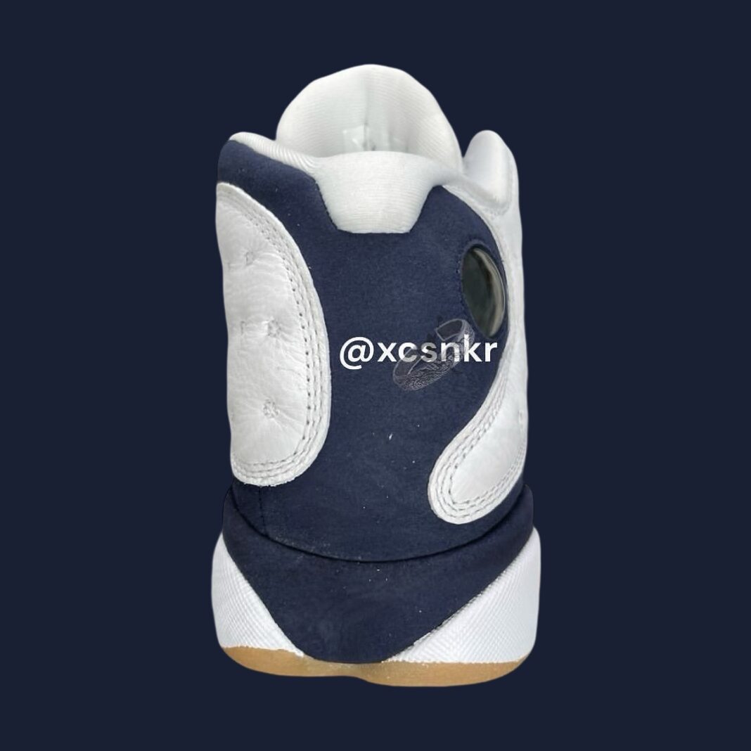 两双「午夜蓝」AJ 集中曝光！颜值你打几分？ 球鞋资讯 FLIGHTCLUB中文站|SNEAKER球鞋资讯第一站