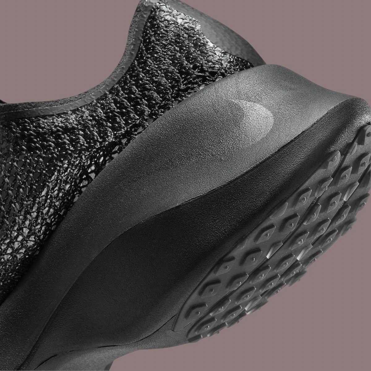 崭新的视觉震撼力！MMW x Nike 新鞋长这样！ 球鞋资讯 FLIGHTCLUB中文站|SNEAKER球鞋资讯第一站