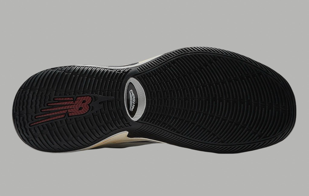 NB 实战新鞋登场！居然还是元祖灰！ - FLIGHTCLUB中文站|SNEAKER球鞋资讯第一站