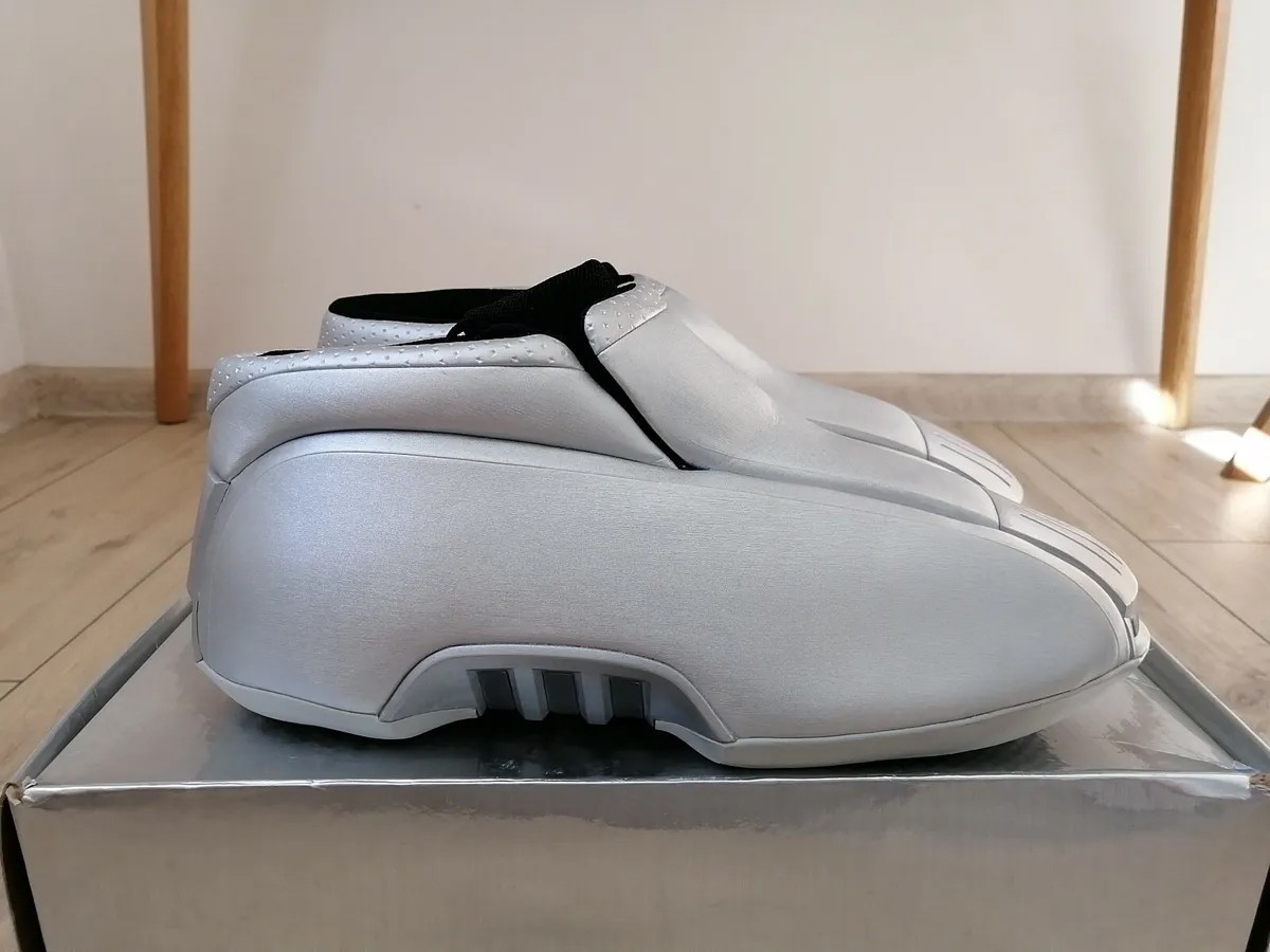 真不敢想！这双「元年 Kobe 战靴」要复刻了！ 球鞋资讯 FLIGHTCLUB中文站|SNEAKER球鞋资讯第一站