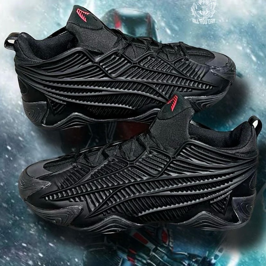 阿迪「华子新鞋」迎来黑武士配色！颜值提升不少！ 球鞋资讯 FLIGHTCLUB中文站|SNEAKER球鞋资讯第一站