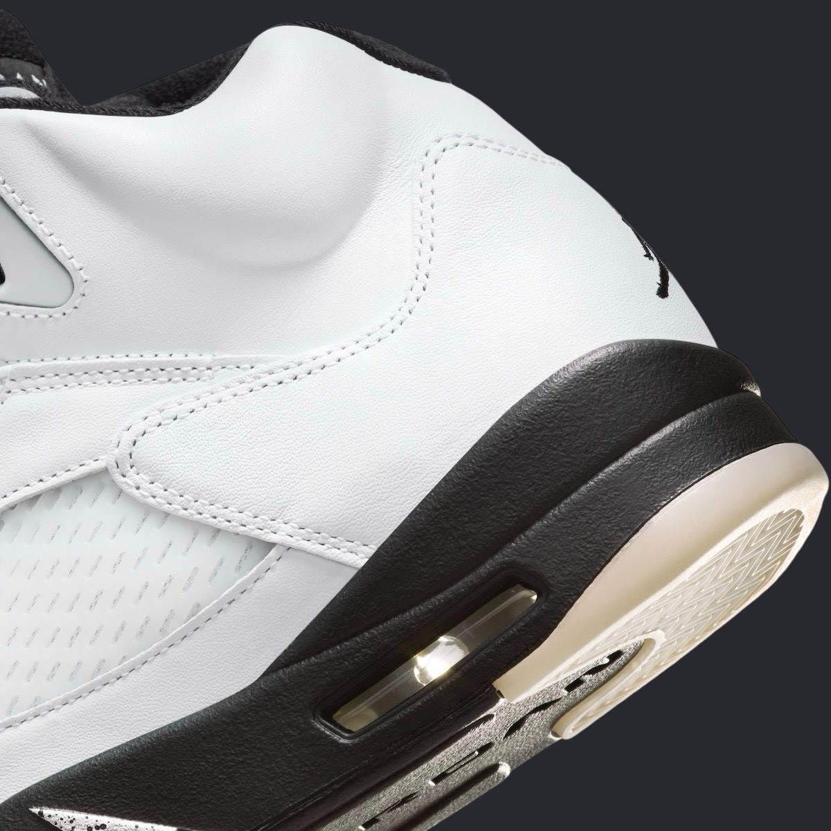 AJ「元年配色」又有新花样！这波情怀你买账吗？ 球鞋资讯 FLIGHTCLUB中文站|SNEAKER球鞋资讯第一站