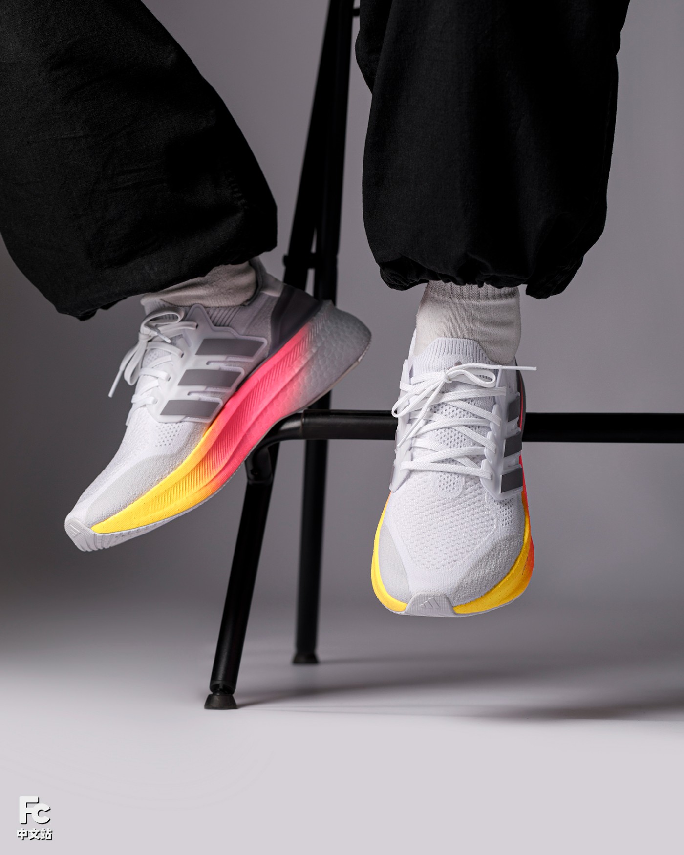 开箱史上最轻 UB！五厘米超厚 Boost 上脚真爽！定价出炉！ 球鞋资讯 FLIGHTCLUB中文站|SNEAKER球鞋资讯第一站