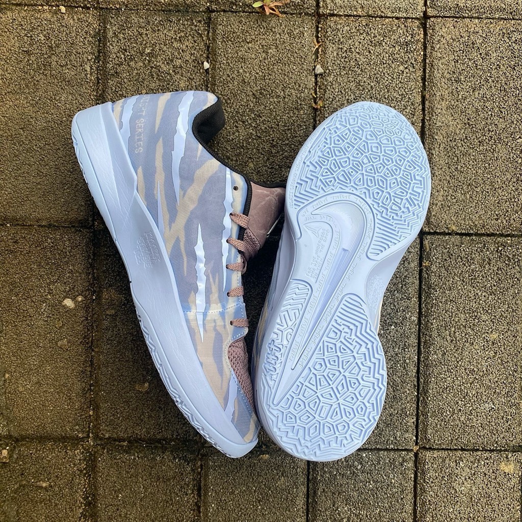 玩出新花样！新配色「莫兰特 2 代」实物曝光！ 球鞋资讯 FLIGHTCLUB中文站|SNEAKER球鞋资讯第一站