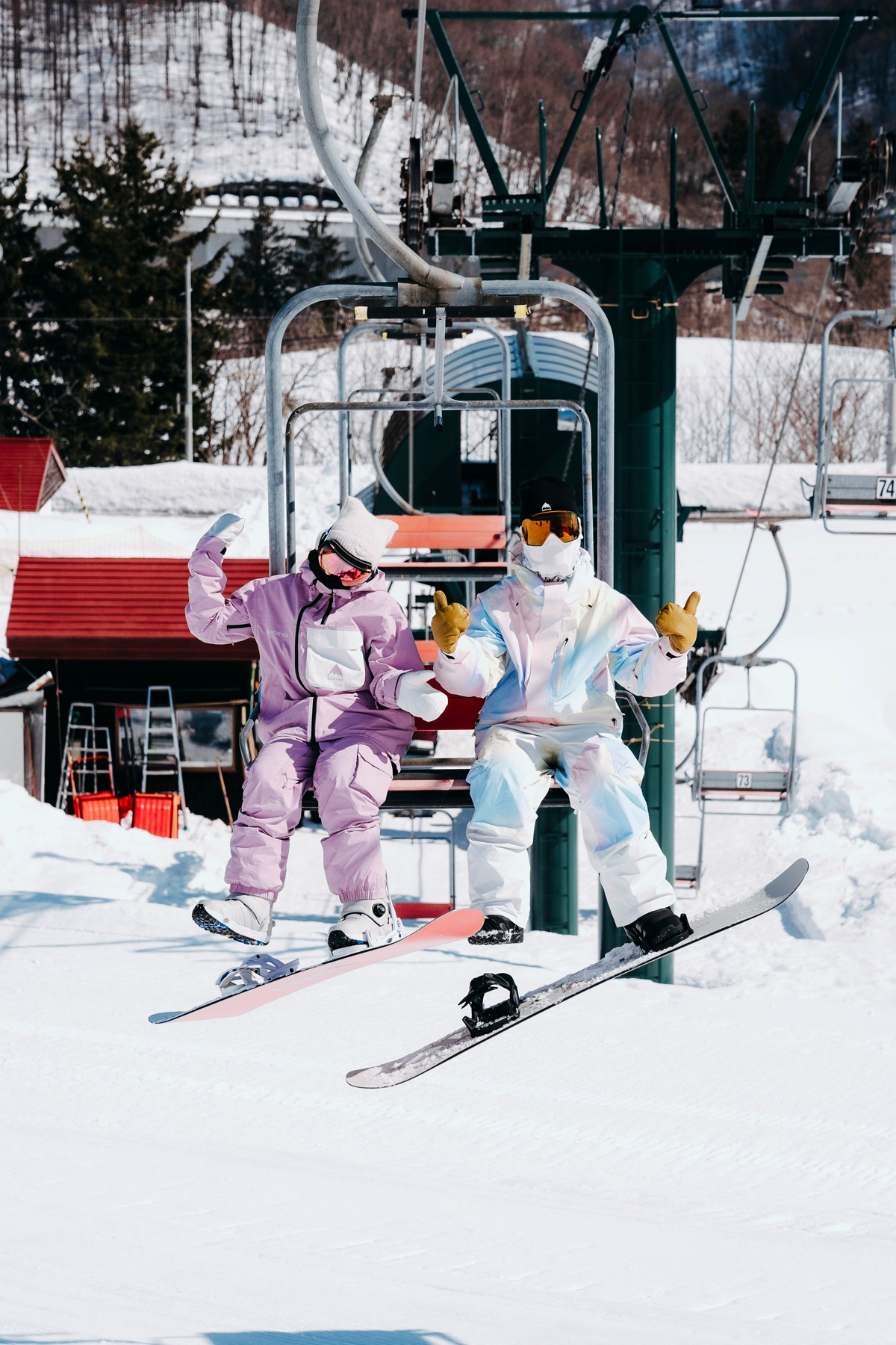 颜值都很高啊！BURTON 发布 CIRCUS 中国限定系列！ 球鞋资讯 FLIGHTCLUB中文站|SNEAKER球鞋资讯第一站