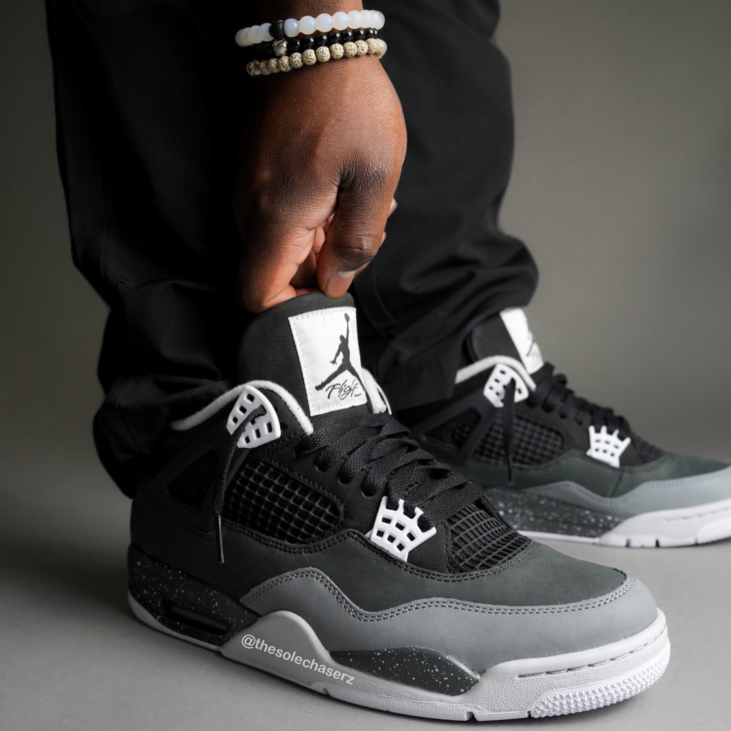 神鞋回归！今早「恐惧」AJ4 你中了吗？ 球鞋资讯 FLIGHTCLUB中文站|SNEAKER球鞋资讯第一站