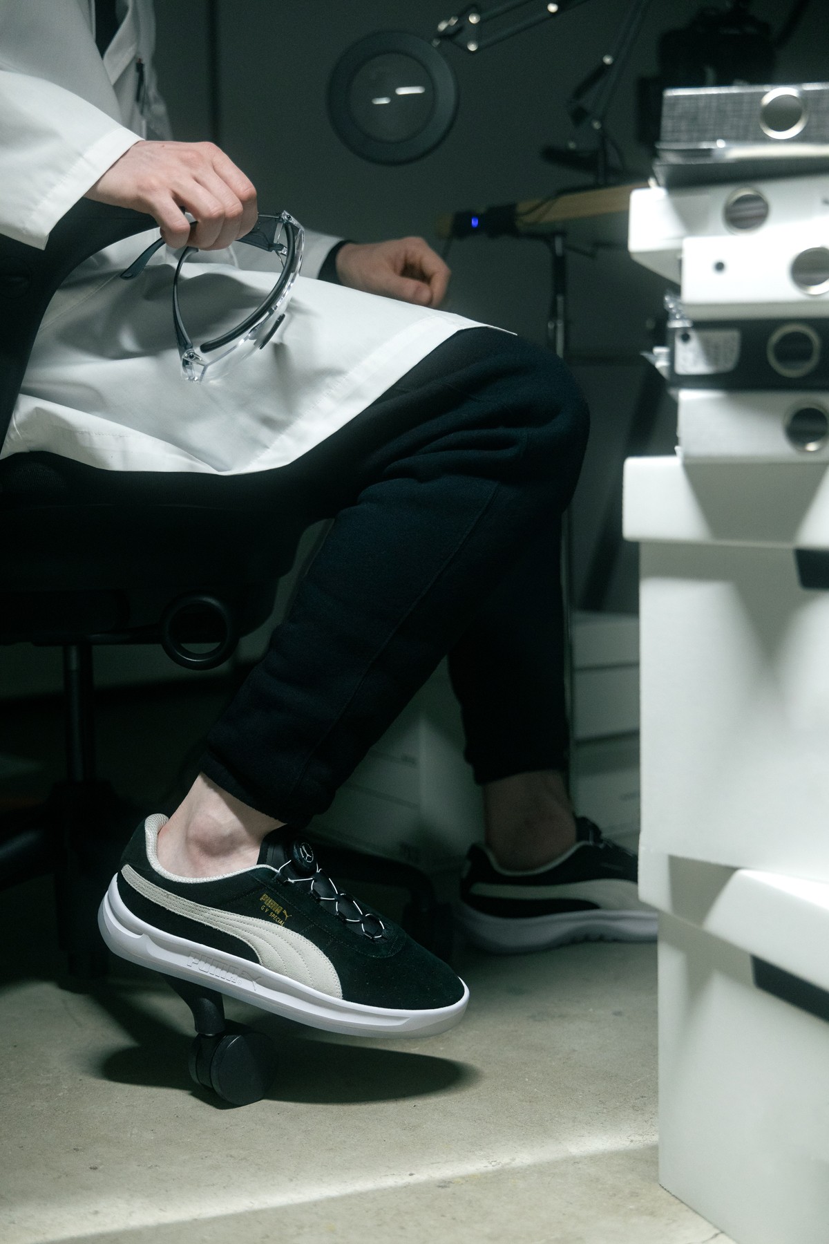 搭载经典 Disc 旋钮！FUMITO GANRYU x PUMA 首次联名登场！ 球鞋资讯 FLIGHTCLUB中文站|SNEAKER球鞋资讯第一站