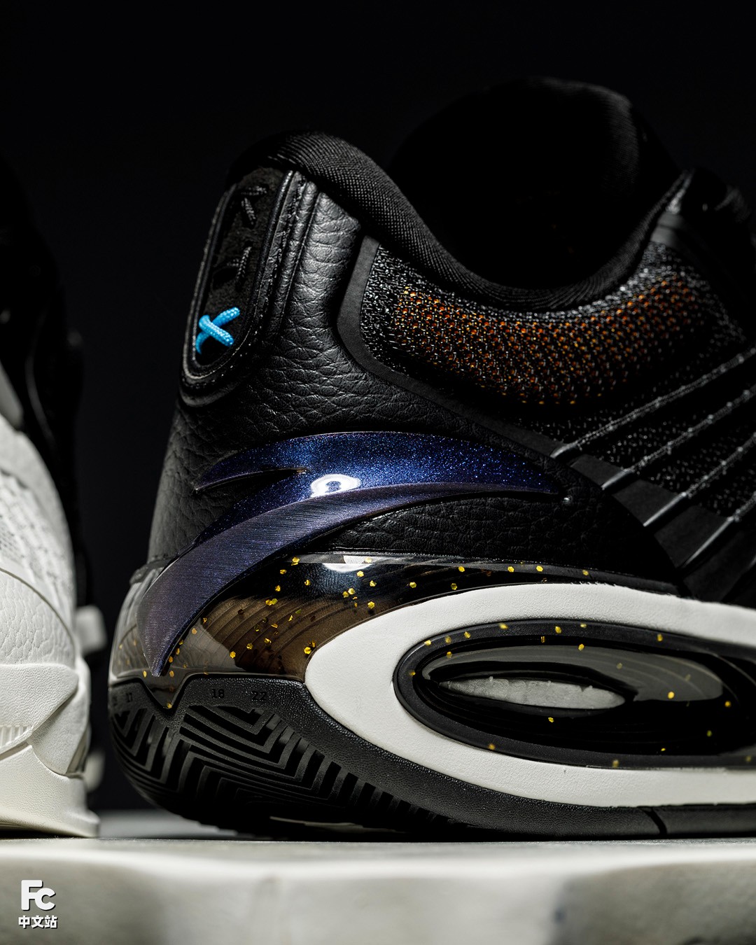 十周年里程碑！安踏 KT10 开箱！居然藏了这么多彩蛋！ 球鞋资讯 FLIGHTCLUB中文站|SNEAKER球鞋资讯第一站