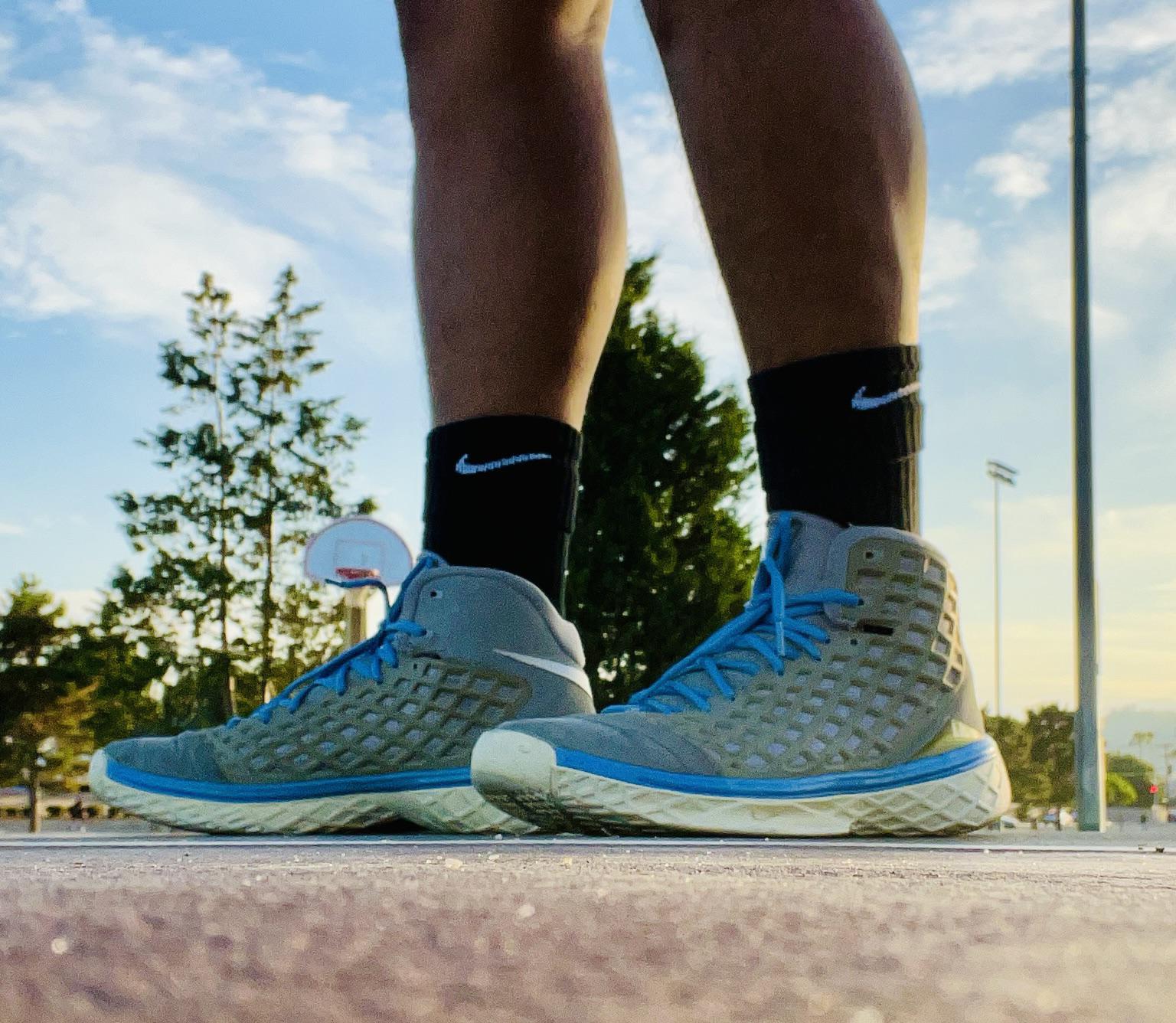 突发！Kobe 3 Protro 明年回归！首发果然是这款配色！ 球鞋资讯 FLIGHTCLUB中文站|SNEAKER球鞋资讯第一站