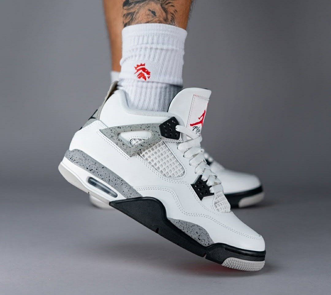日期确定！「白水泥 AJ4」上脚效果满意吗？ 球鞋资讯 FLIGHTCLUB中文站|SNEAKER球鞋资讯第一站