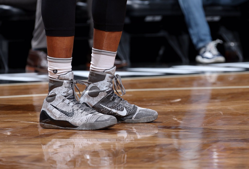 等不及下一双 Kobe 9 了？别慌，这些「元年配色」都可能回归！ 球鞋资讯 FLIGHTCLUB中文站|SNEAKER球鞋资讯第一站