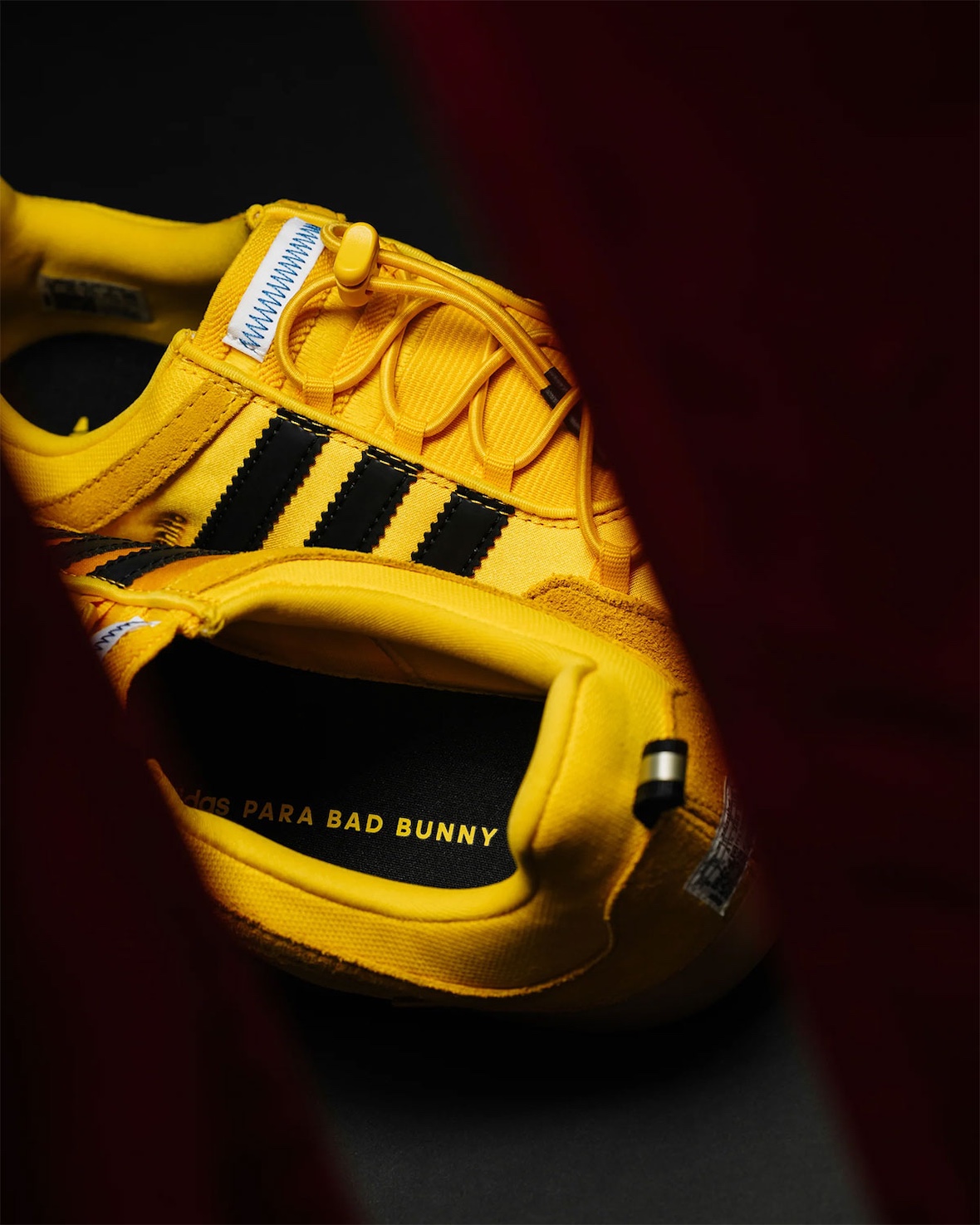 Bad Bunny x adidas 最新联名曝光！是当下大热鞋型！ 球鞋资讯 FLIGHTCLUB中文站|SNEAKER球鞋资讯第一站