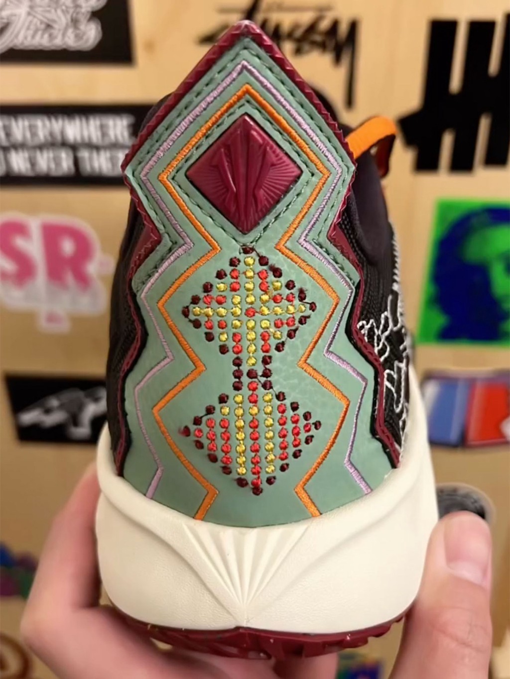 欧文二代新配色来袭！细节太多了！ - FLIGHTCLUB中文站|SNEAKER球鞋资讯第一站