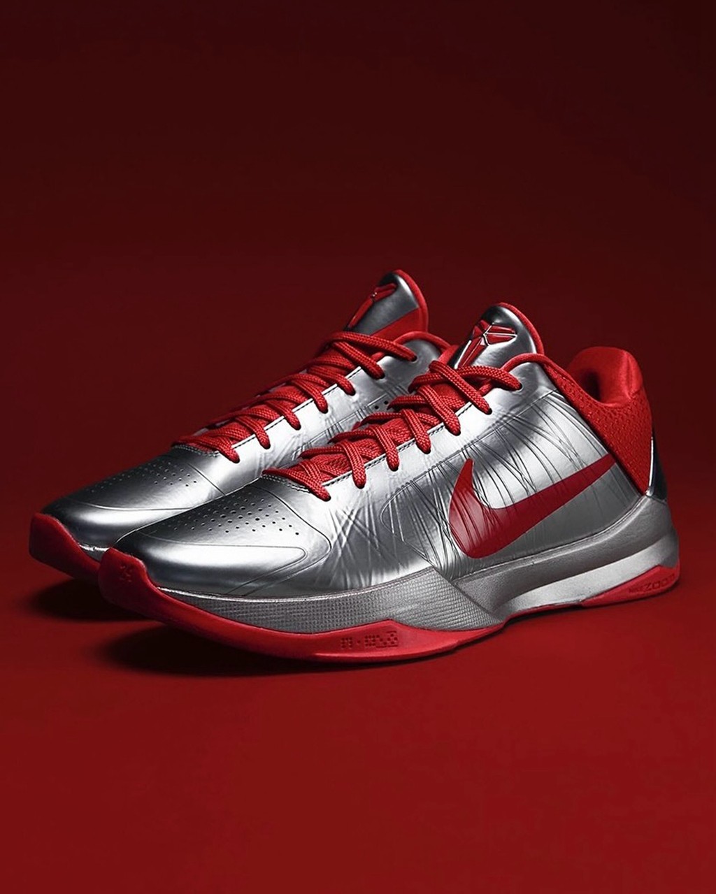 「最佳新秀」主题！全新 Kobe 5 现身赛场！ 球鞋资讯 FLIGHTCLUB中文站|SNEAKER球鞋资讯第一站