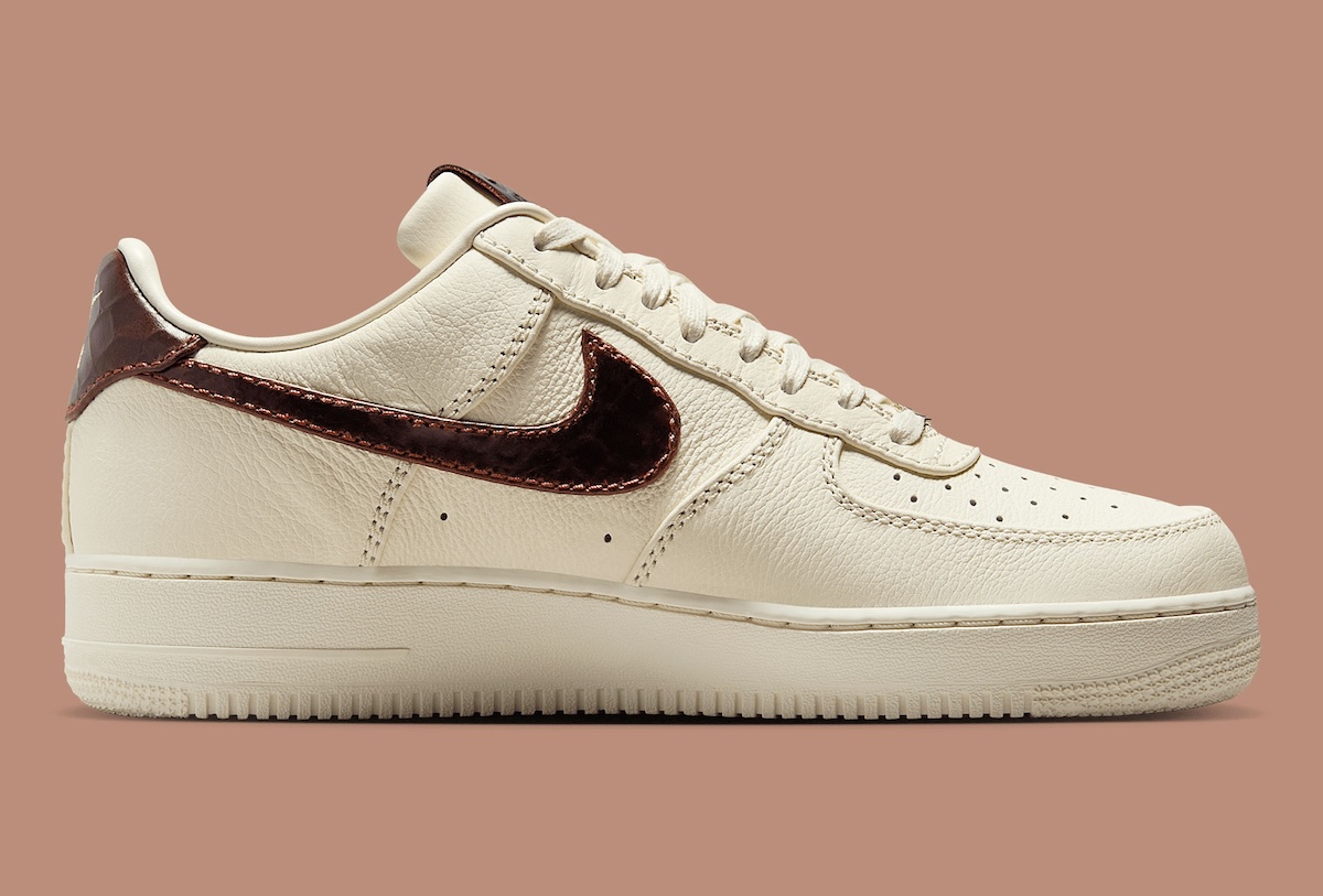 奢华版 AF1 你给几分？官图刚刚曝光！ 球鞋资讯 FLIGHTCLUB中文站|SNEAKER球鞋资讯第一站