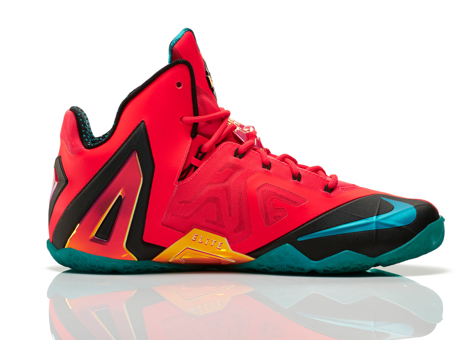 LeBron 11 Elite 英雄系列配色 官方正式发布 LBJ11 球鞋资讯 FLIGHTCLUB中文站|SNEAKER球鞋资讯第一站