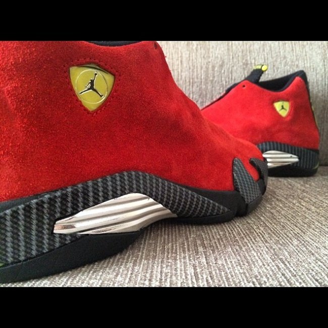 Air Jordan 14 "Ferrari" 红麂皮配色全新实物图赏 AJ14 球鞋资讯 FLIGHTCLUB中文站|SNEAKER球鞋资讯第一站