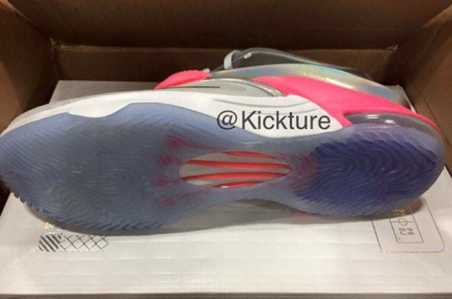 KD7 "All Star" 全明星配色实物亮相 球鞋资讯 FLIGHTCLUB中文站|SNEAKER球鞋资讯第一站